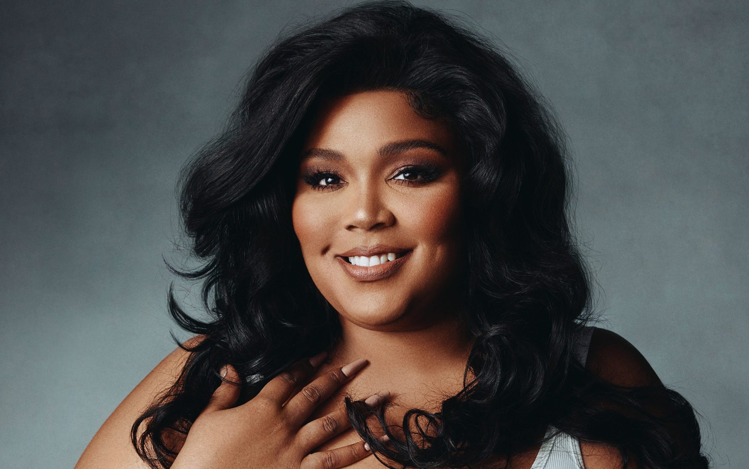 Lizzo canta que 'todo mundo é gay' no ótimo disco Special - Tangerina