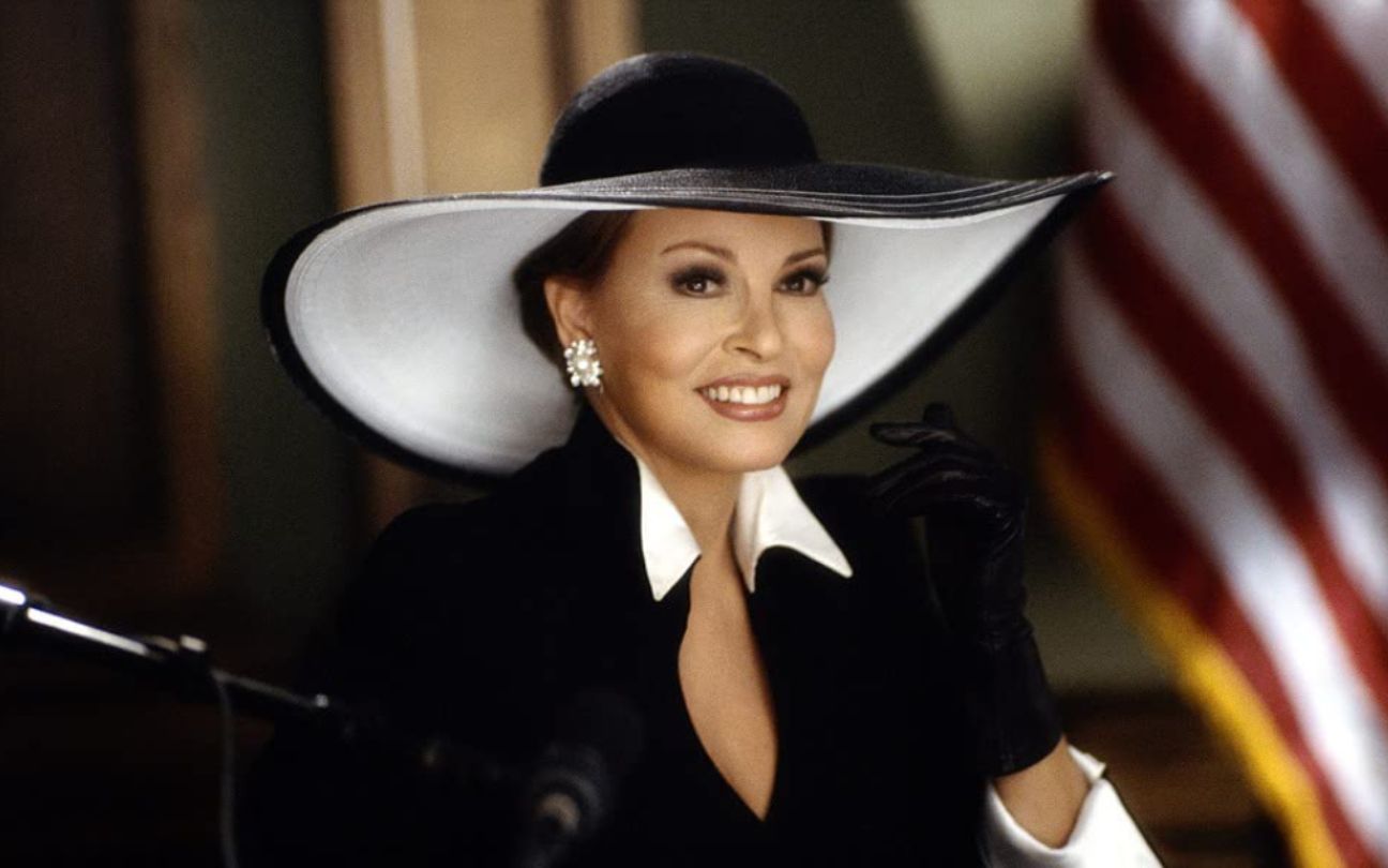 Atriz de Legalmente Loira, Raquel Welch morre aos 82 anos