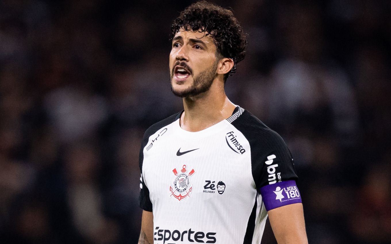 Vai passar no Premiere? Onde assistir a Chapecoense x Corinthians ao ...