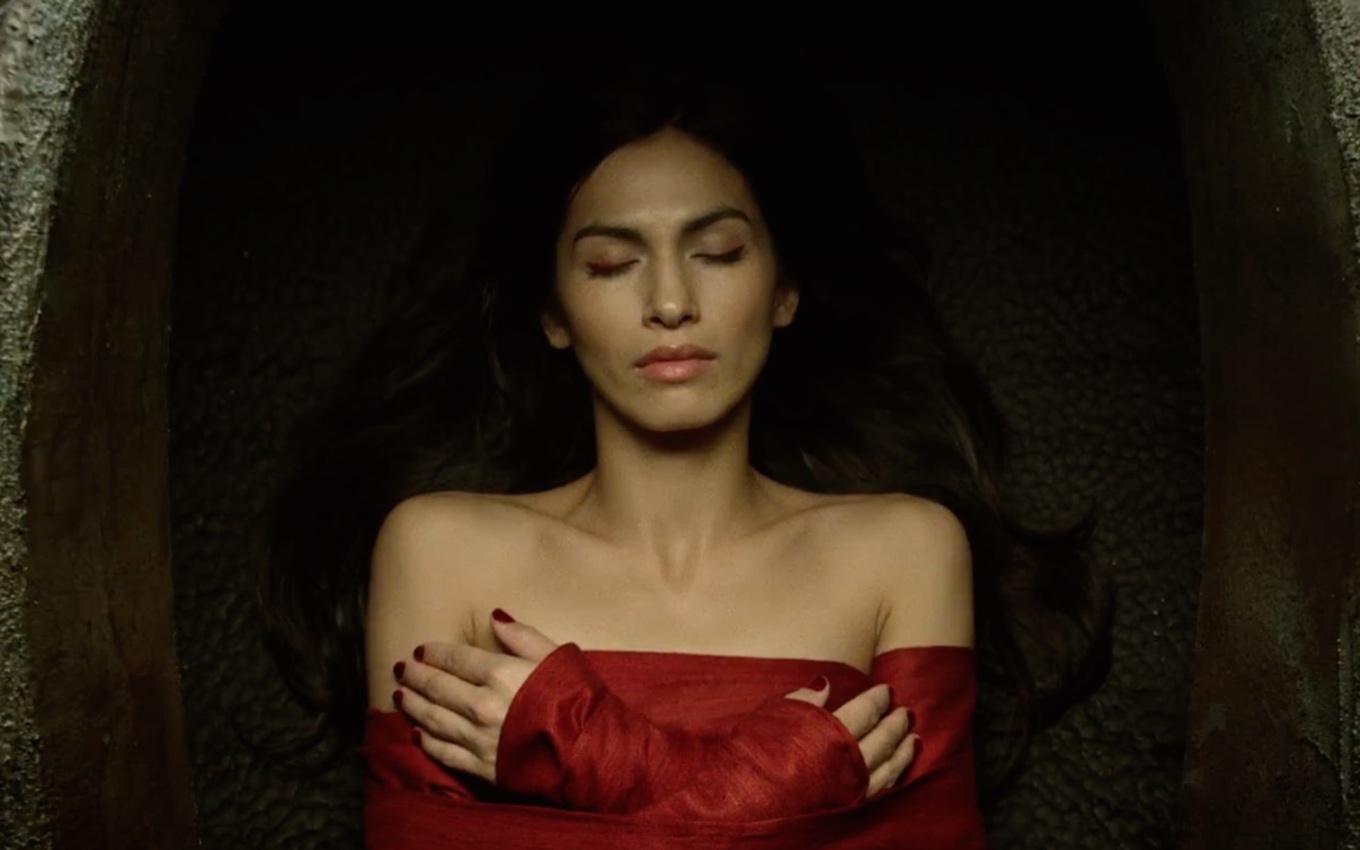 Marvel enfim resolve mistério de Elektra em Demolidor: Renascido